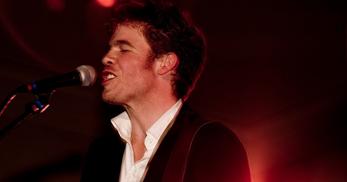 Josh Ritter Performs at the Natural History Museum of Los Angeles ...